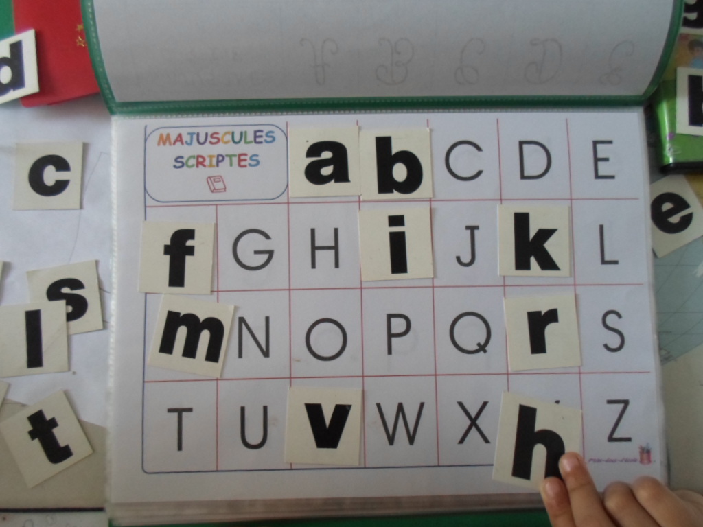 Je joue avec les lettres