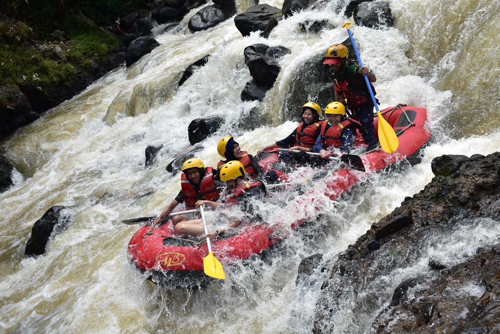 Geng Slurup-Slurup x Alamanda Outbound & Rafting