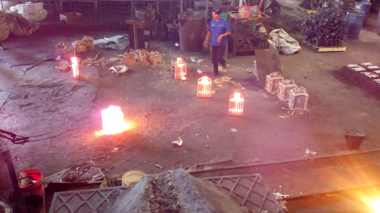 Pengecoran Logam, Investment Casting & Sand Casting - PT RADIUS TEKNIK ...