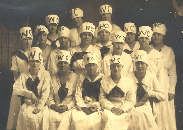 Moments in Time, A Genealogy Blog: 10 Years Ago Today