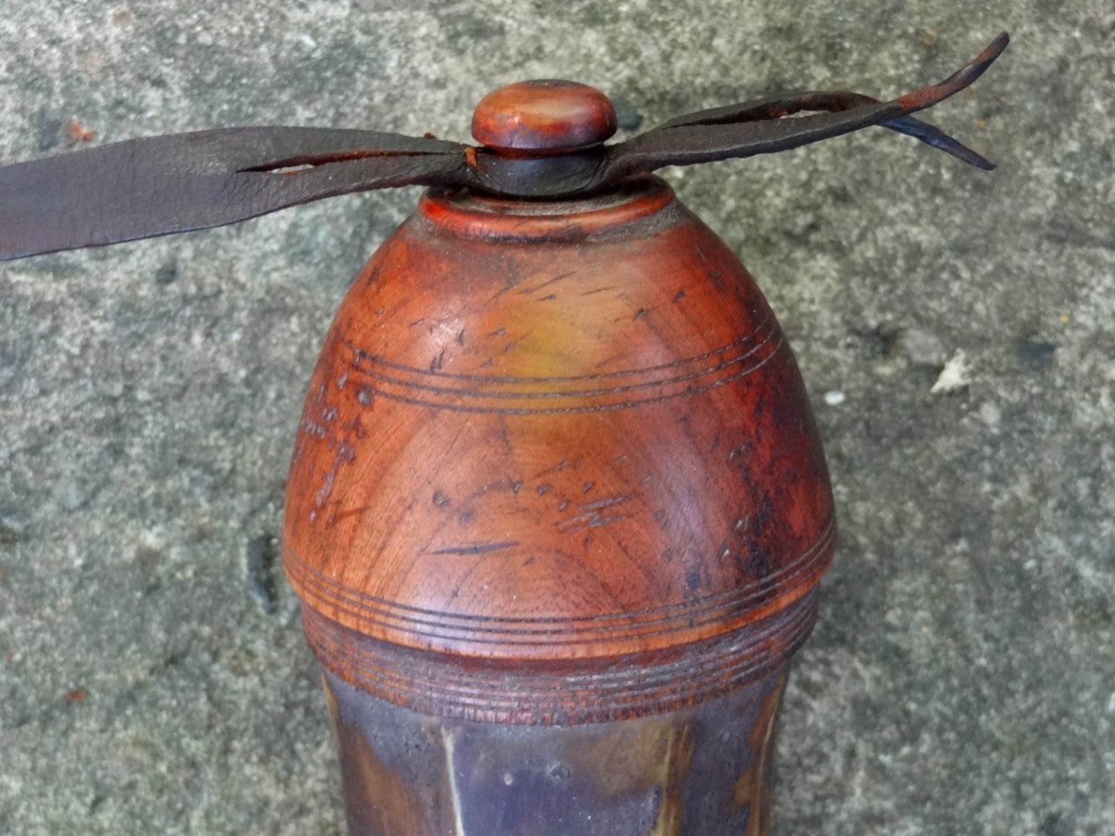 Contemporary Makers: Hunting Pouch by Jerry Rice with Scott Sibley ...