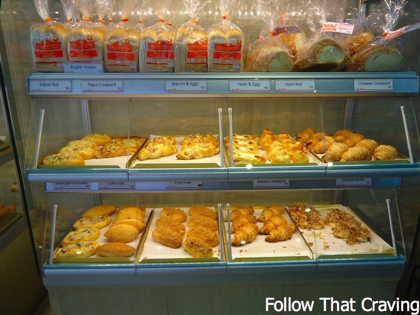 Follow that craving: Ramen and cake @ Mitsuyado Sei-men and Yamato Bakery