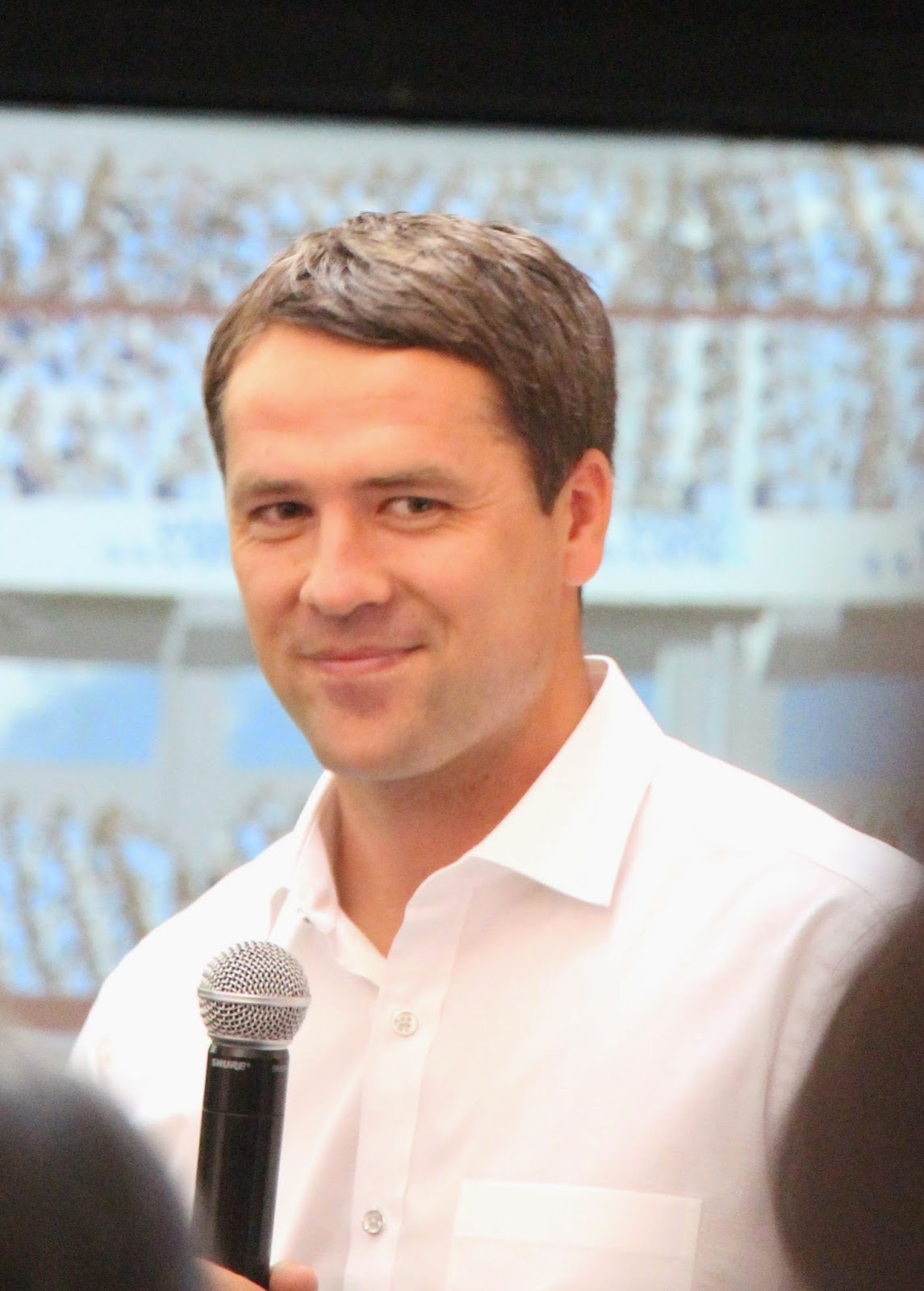 Andrew Weale's Instagram, Twitter & Facebook on IDCrawl