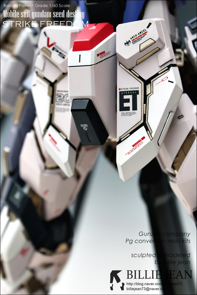 Custom Build: PG 1/60 Strike Freedom Gundam "Detailed" - Gundam Kits ...