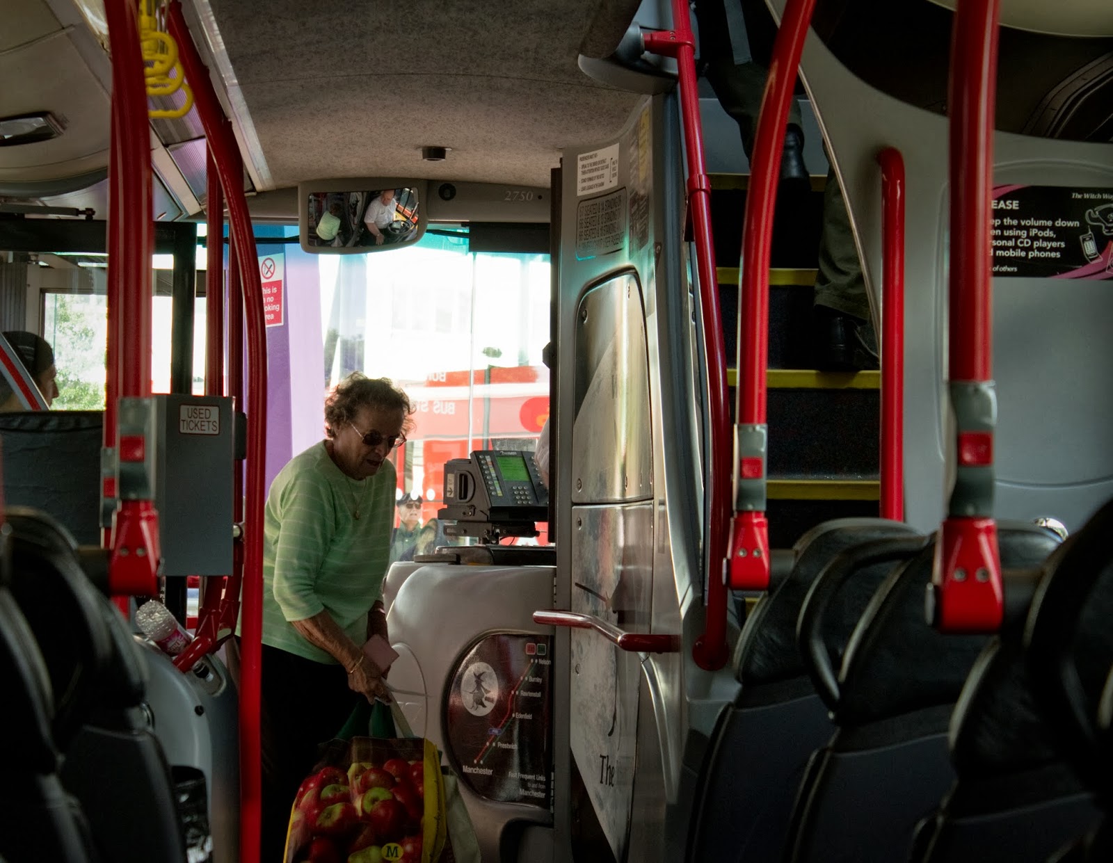 Kirsty Doran FD photo media: My journey on the witch way x43 bus