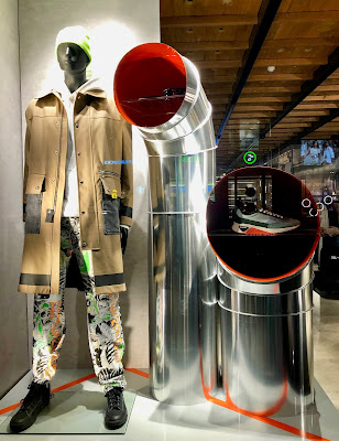 RetailStoreWindows: Diesel, London