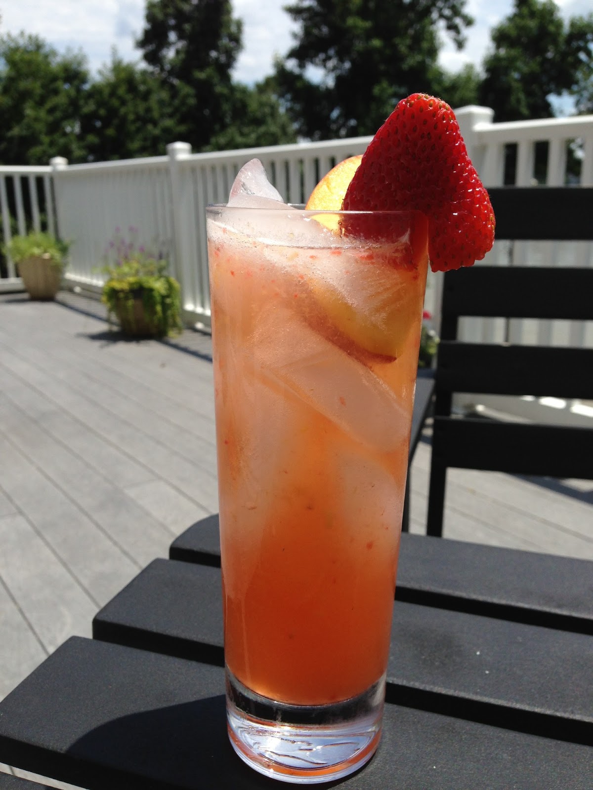 Food. Fashion. Home.: Peach Berry Burst Recipe with St. Germain