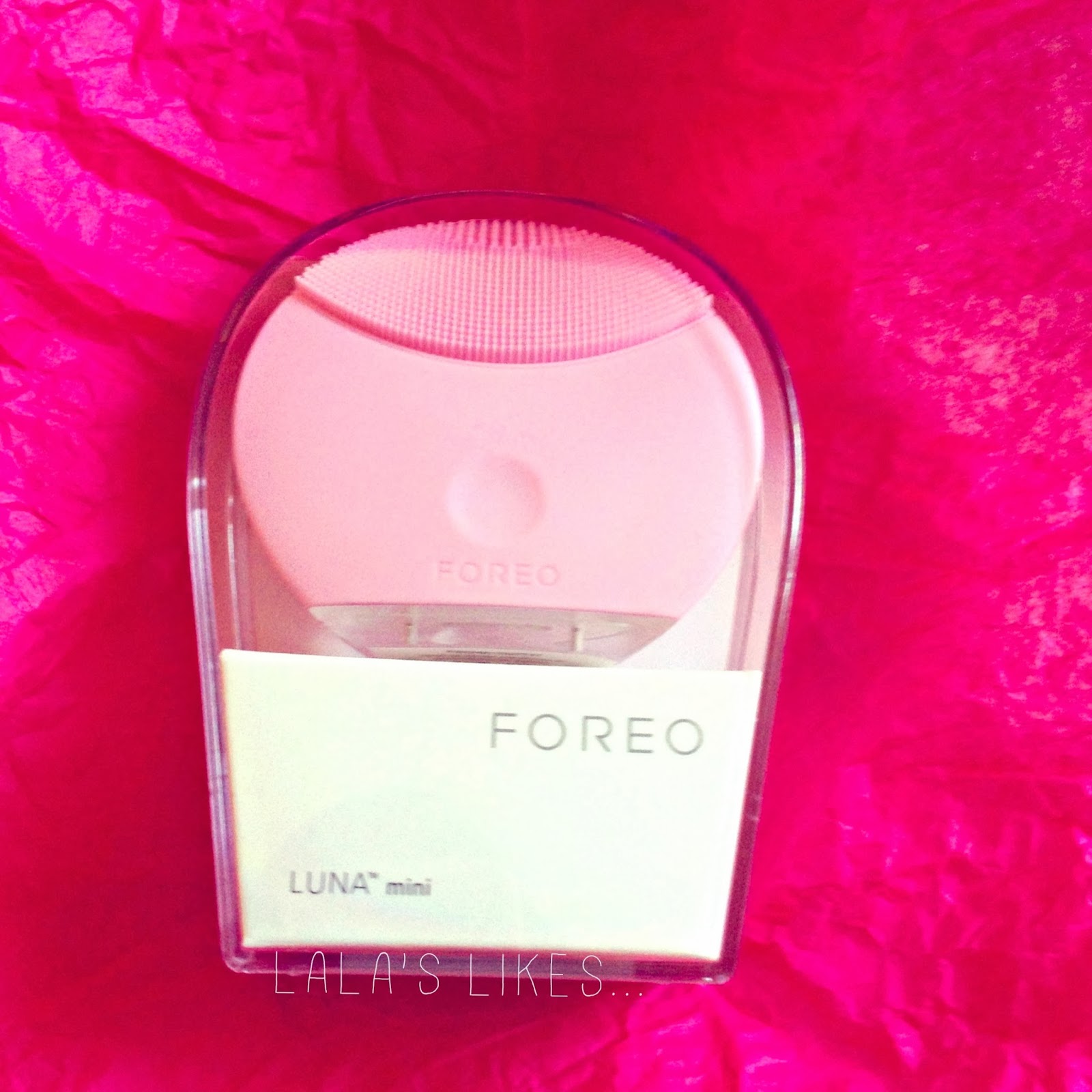 LaLa's Likes...: REVIEW: Foreo LUNA Mini - Revolutionise your Skincare!