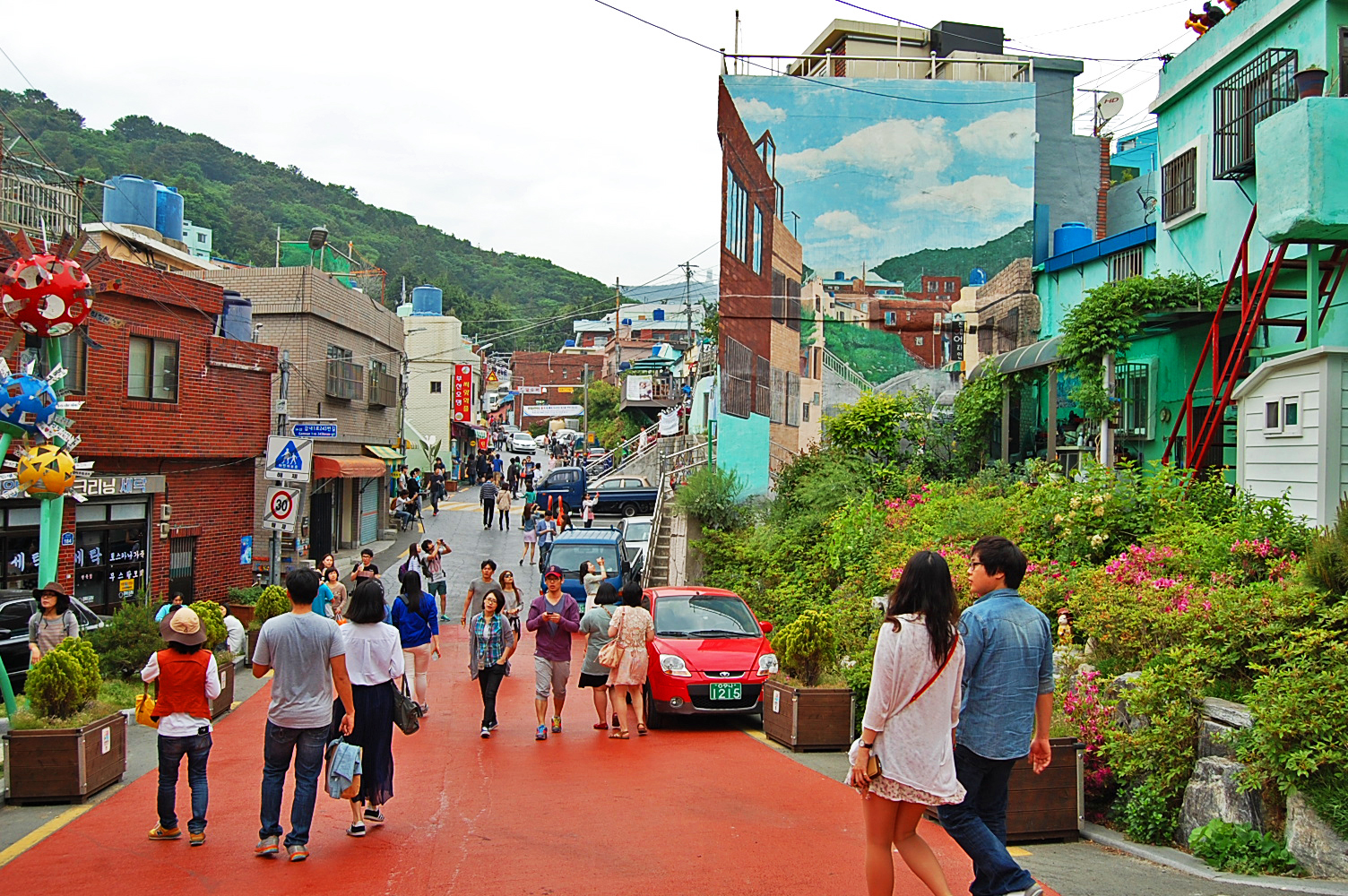 Pilgrim with a Passport: Gamcheon - A Multicoloured Village in Busan