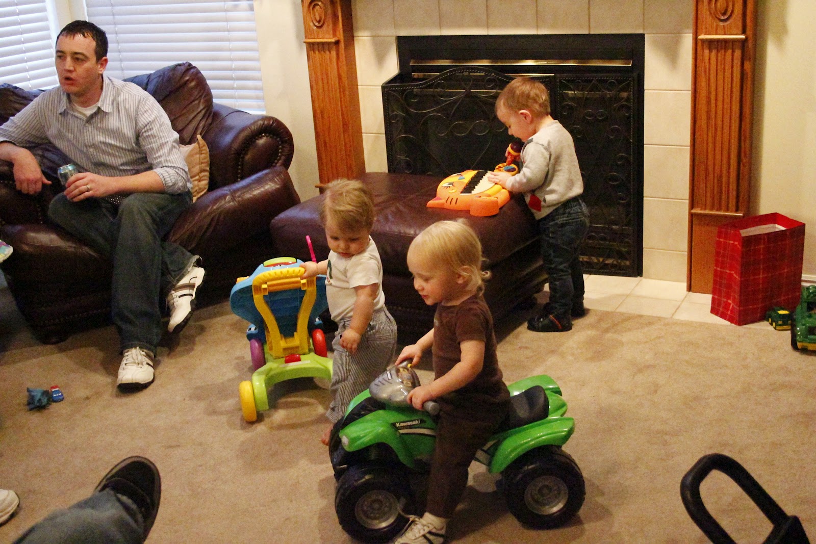 jed. jenny. addison. dalton: Dalton's 1st {early} Birthday Party!