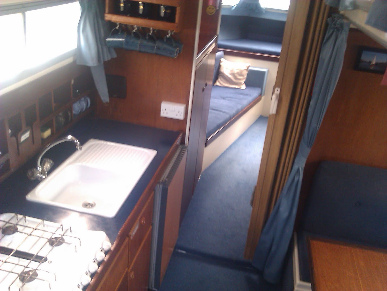 UK Marine Surveyor based in Preveza Greece.: Fairline Phantom 32