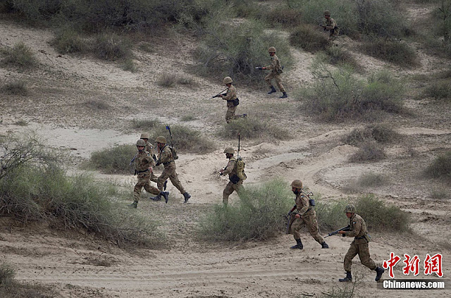 WORLD DEFENCE: Pakistan Military Exercises 2011 Held in Khudai Ranges