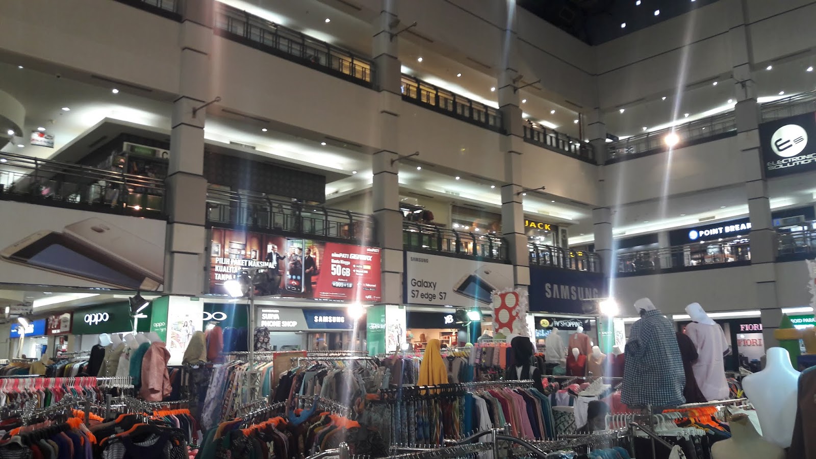 Advertising Indonesia: Profil Mall Palembang Square