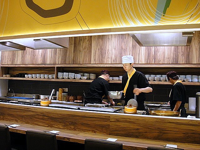 Two sister restaurants, situated side-by-side at Pavilion's Tokyo ...