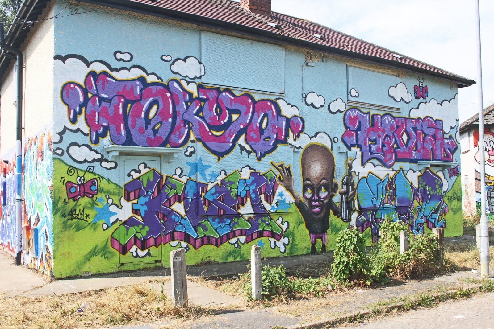 Simon and Karen Spavin: Graffiti, Preston Road, Hull