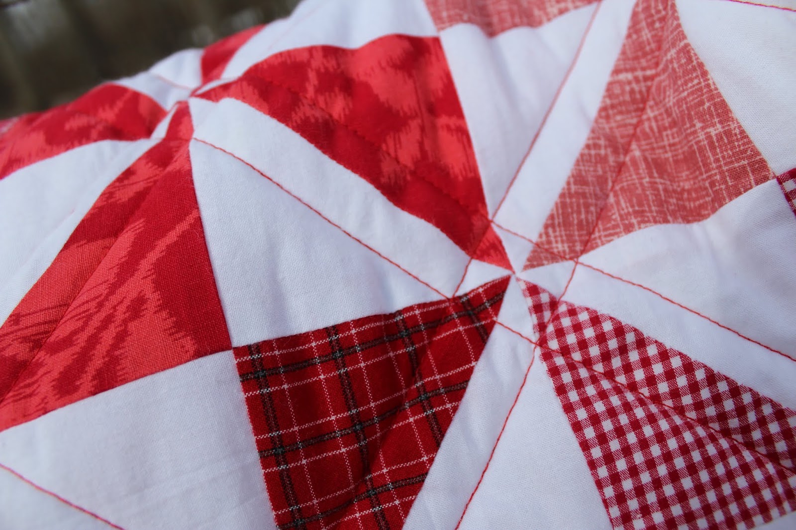 Red & White Pinwheels Quilt