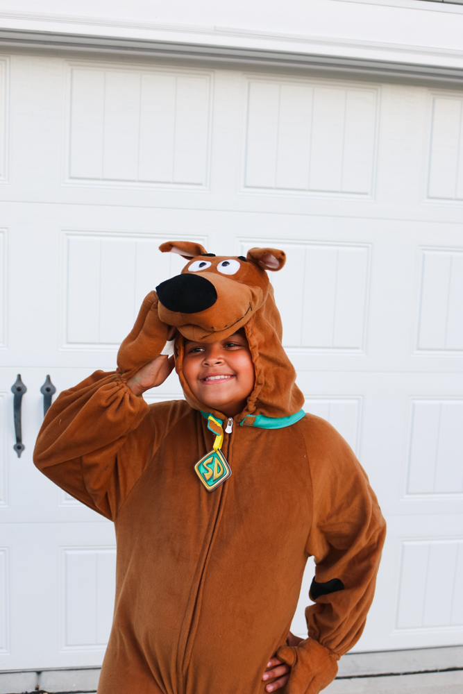 A Fun Scooby Doo Family Costume and How to Create Your Own - Pretty Real