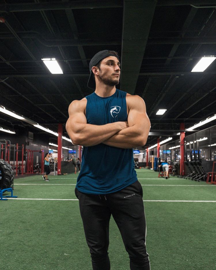 Muscle, Muscle, Muscle: Justin Howells