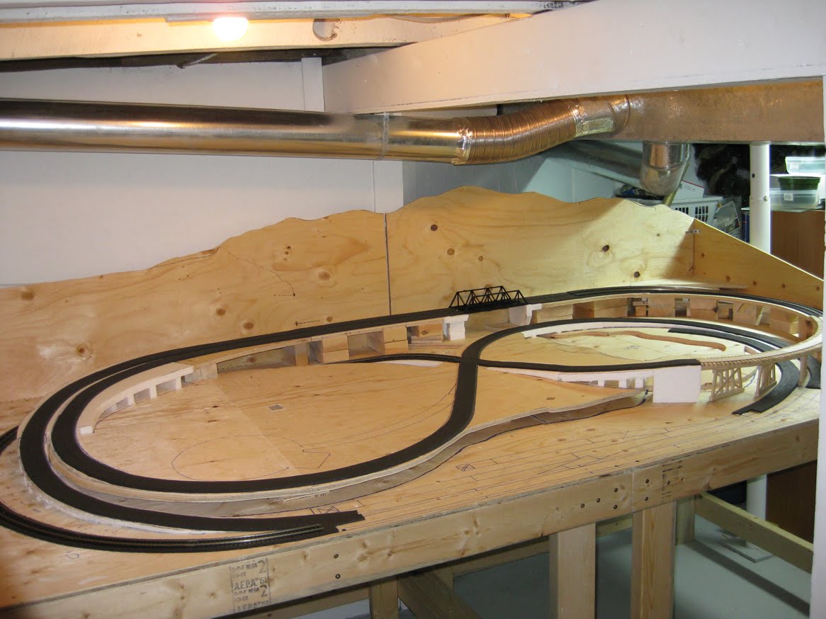 Wooden Trestle - TY'S MODEL RAILROAD