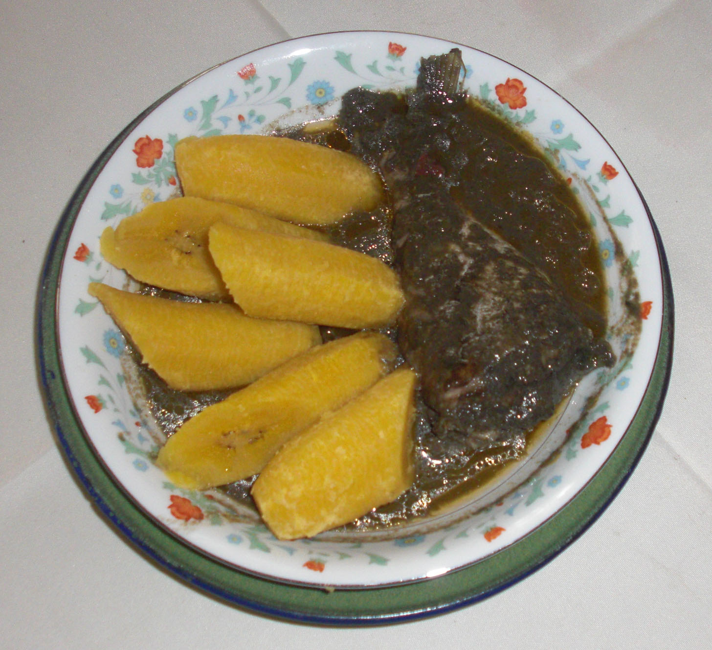 Cameroonian food – part 3 – steamed in leaves