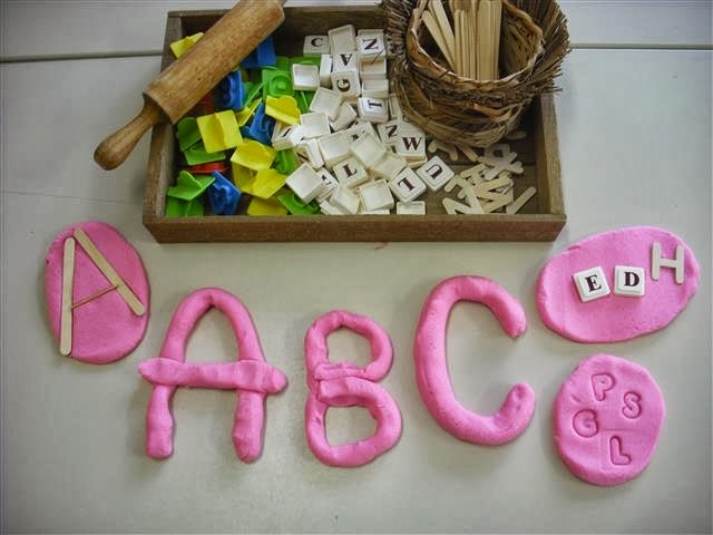 An idea on Tuesday: Literacy and Playdough