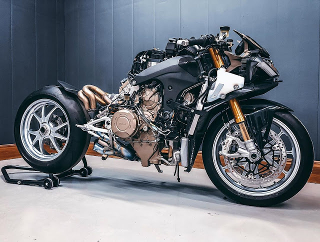 Matrix Heritage Edition - RocketGarage - Cafe Racer Magazine