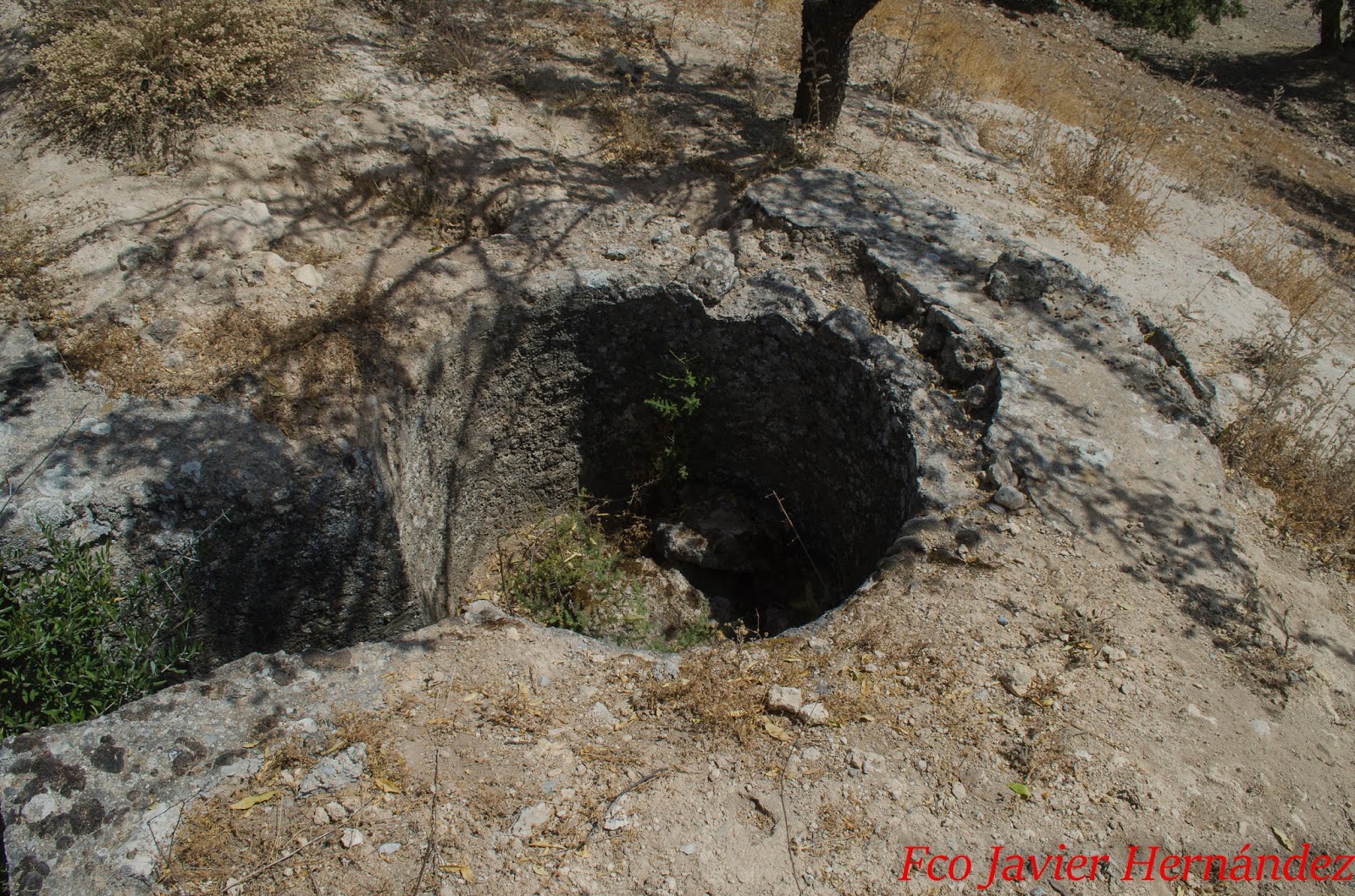 Lugares de Granada con encanto. : Trincheras de la Guerra Civil. Calicasas.