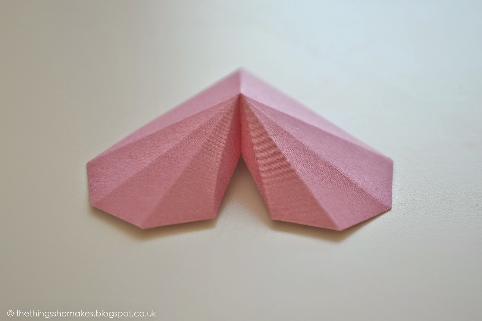 How to Make 3D Geometric Paper Hearts | The Things She Makes