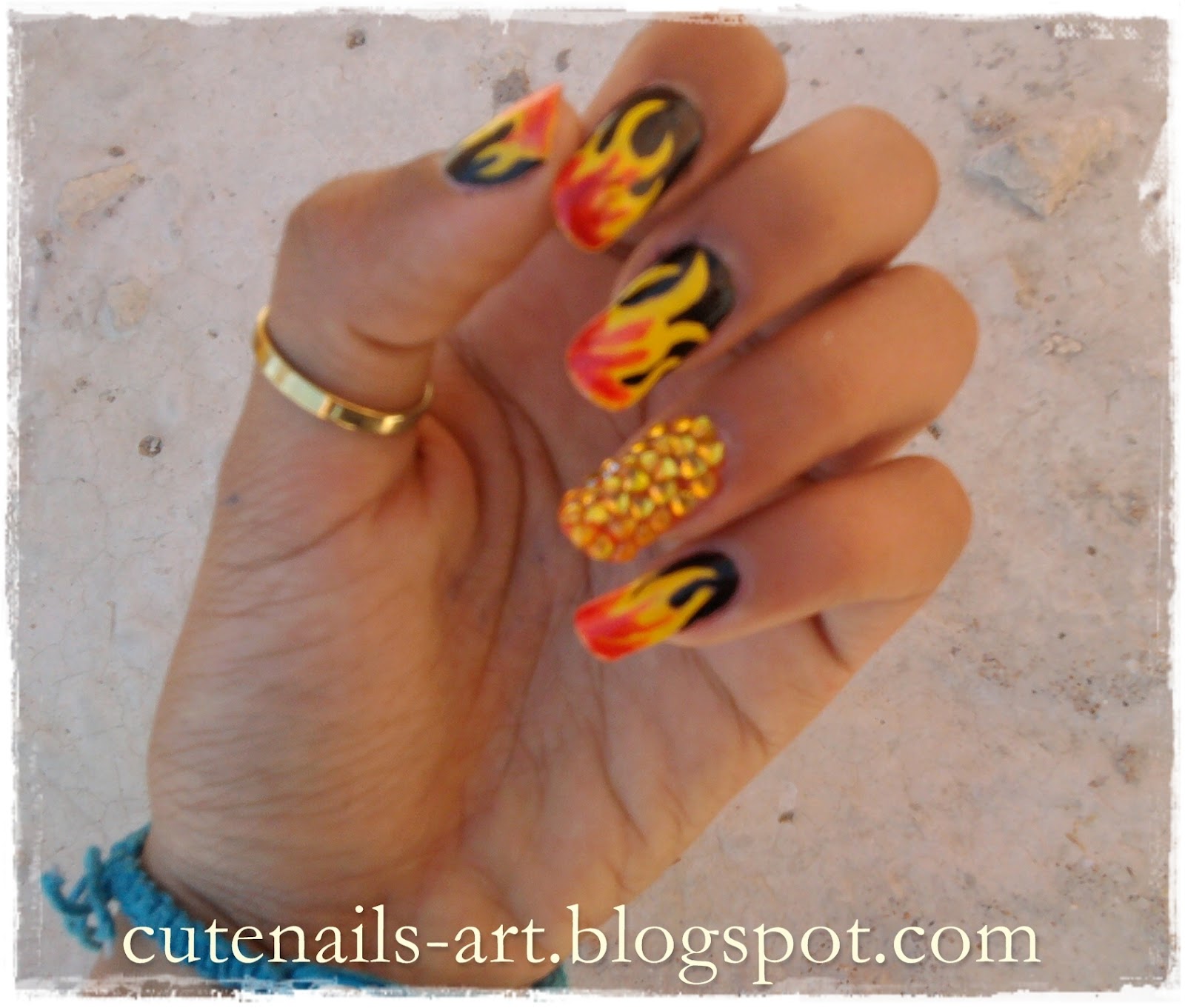 cutenails-art: Fire nails art (لمشاهب)