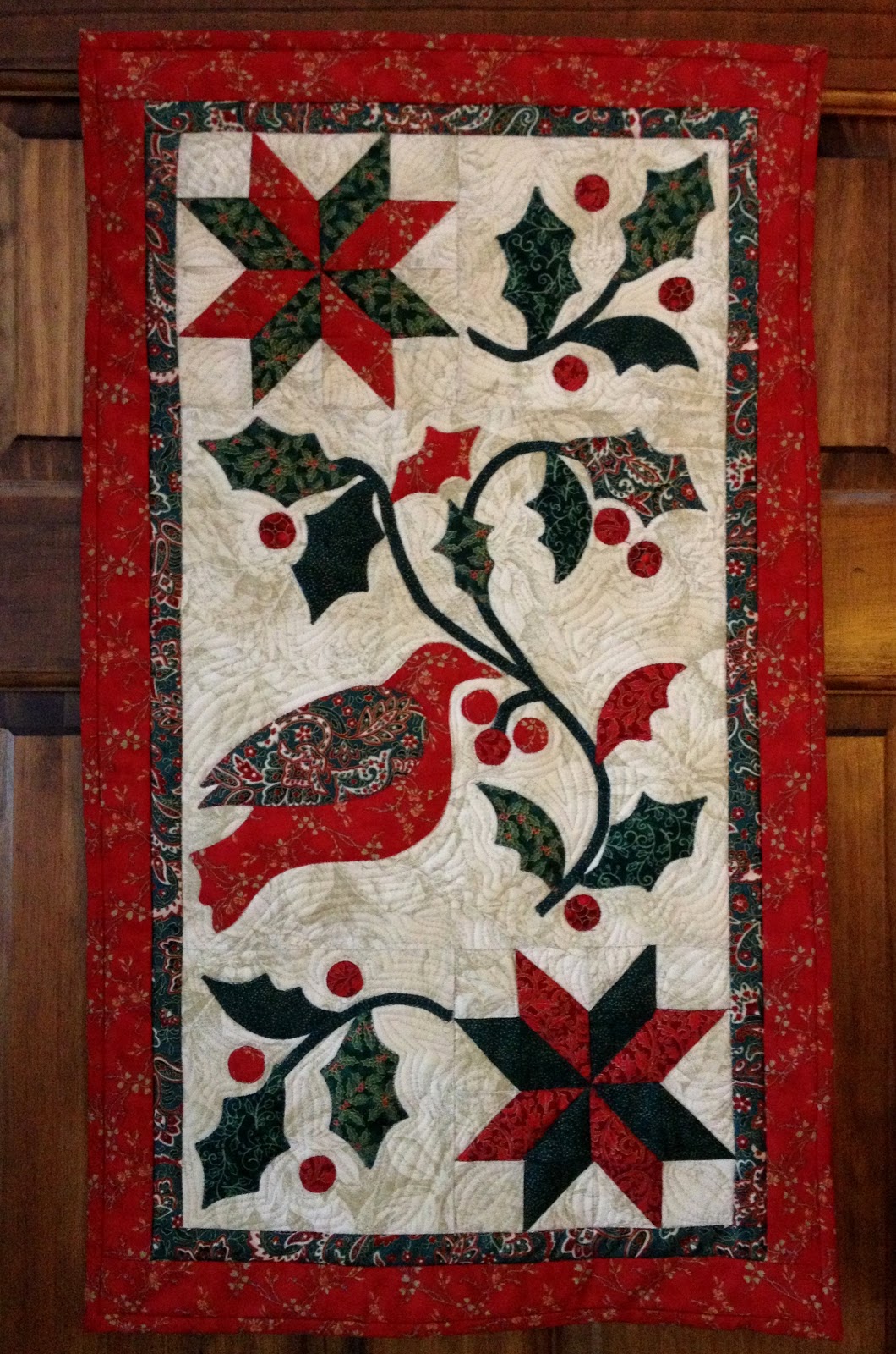 Karen's Quilts, Crows and Cardinals: First 2013 Finish - New Red Bird FMQ