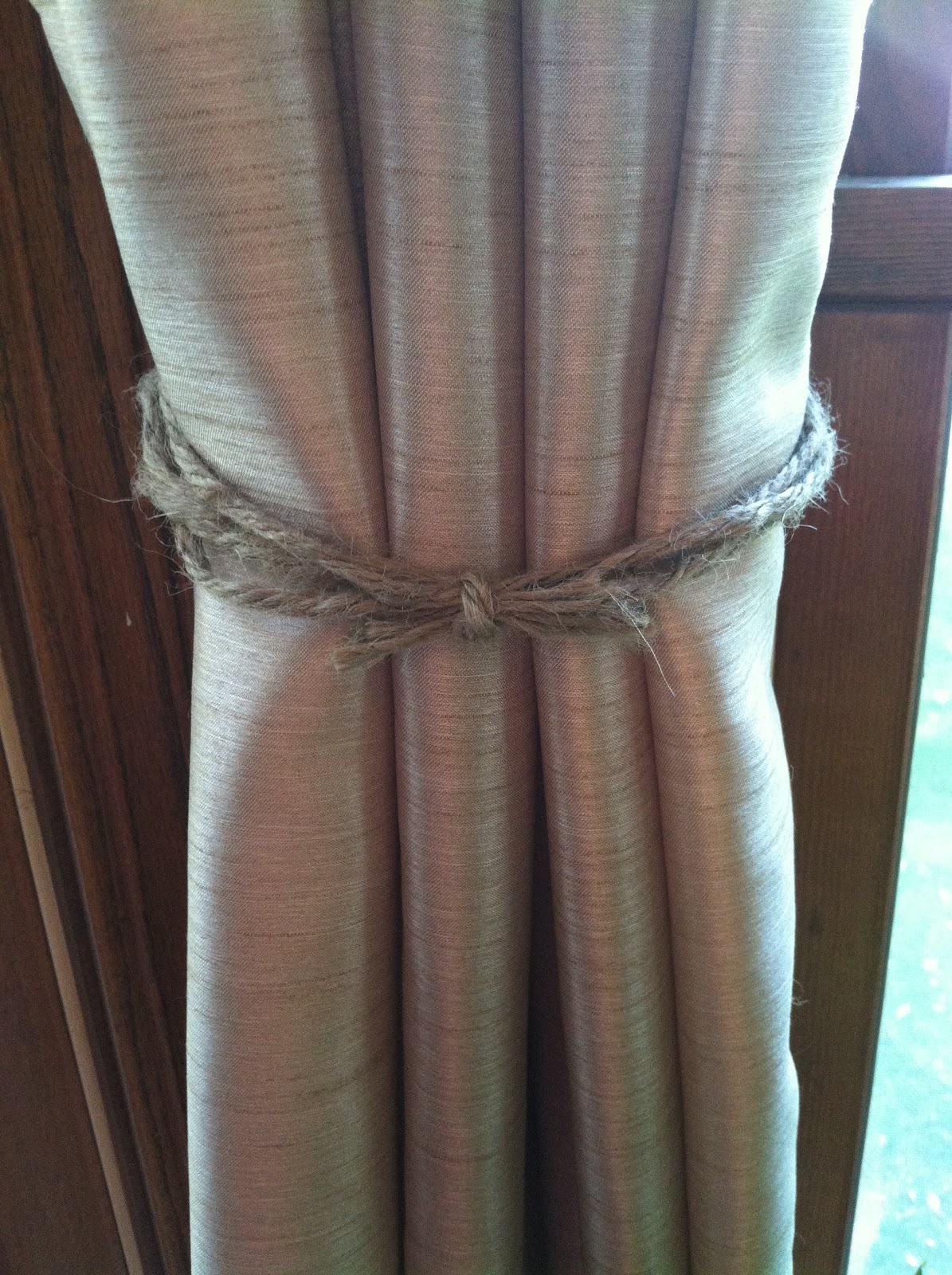 Motherly Musings: Curtain tiebacks