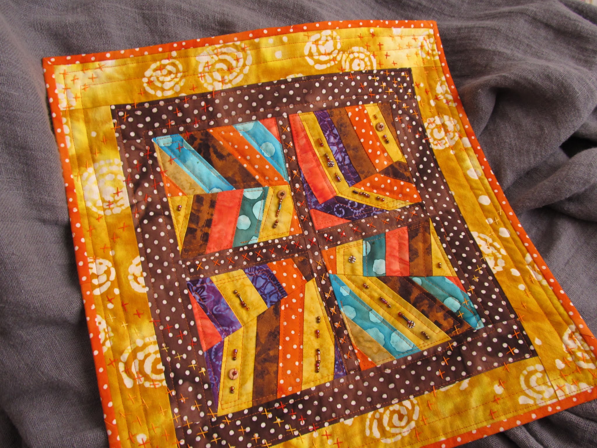 AHIQ: Improvisational Utility Quilts: New Challenge, Asymmetrical ...