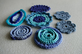 Monicas virkade värld: Fri virkning/Freeform crochet