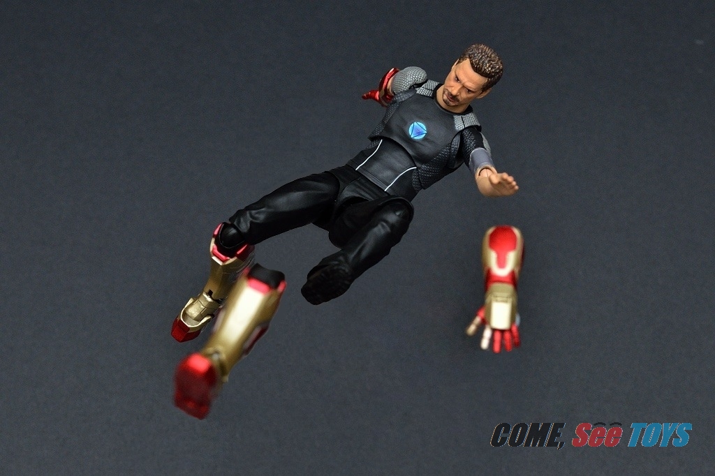 Come, See Toys: S.H.Figuarts Tony Stark (Iron Man)