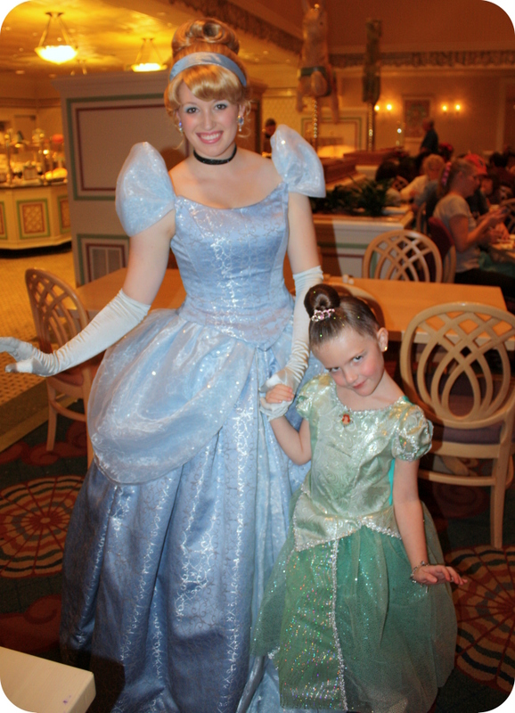 little pumpkin grace: Bibbidi Bobbidi Boutique! {Disney Day 6, Part II}