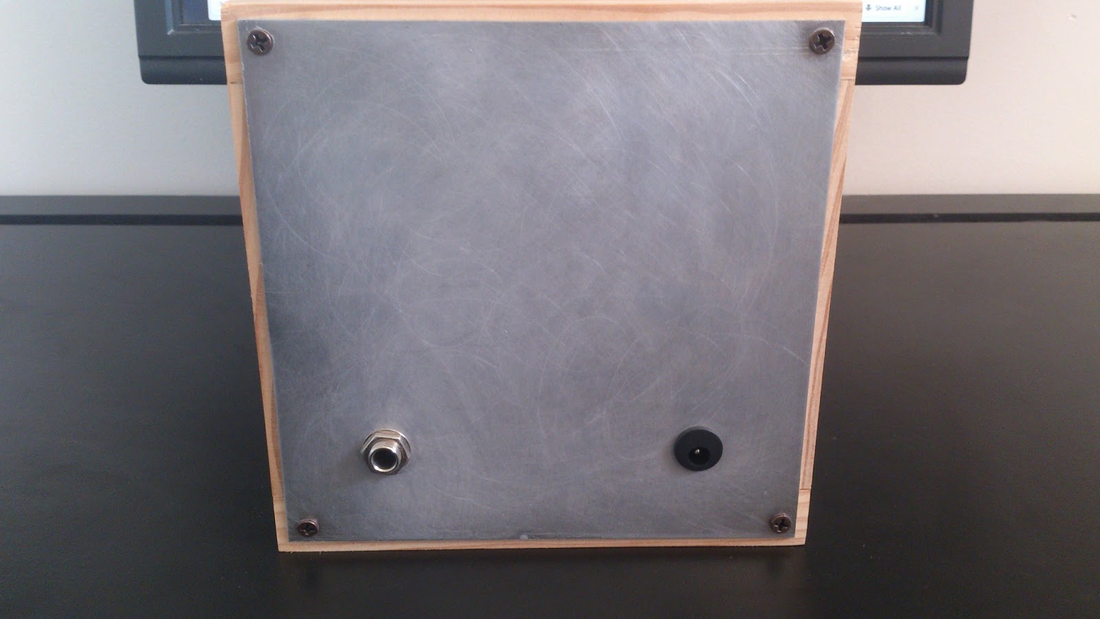 Levy Sound Design: Make MonoBox - Trash speaker