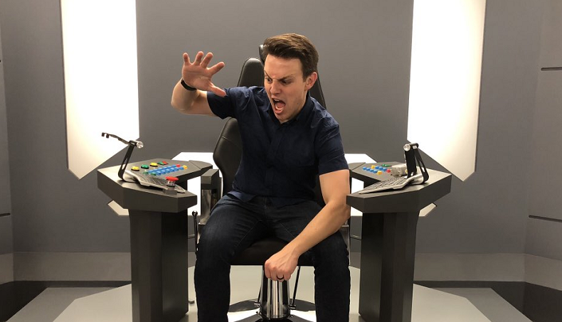 Jason Bischoff, um dos criadores do Universo Expandido de Power Rangers ...