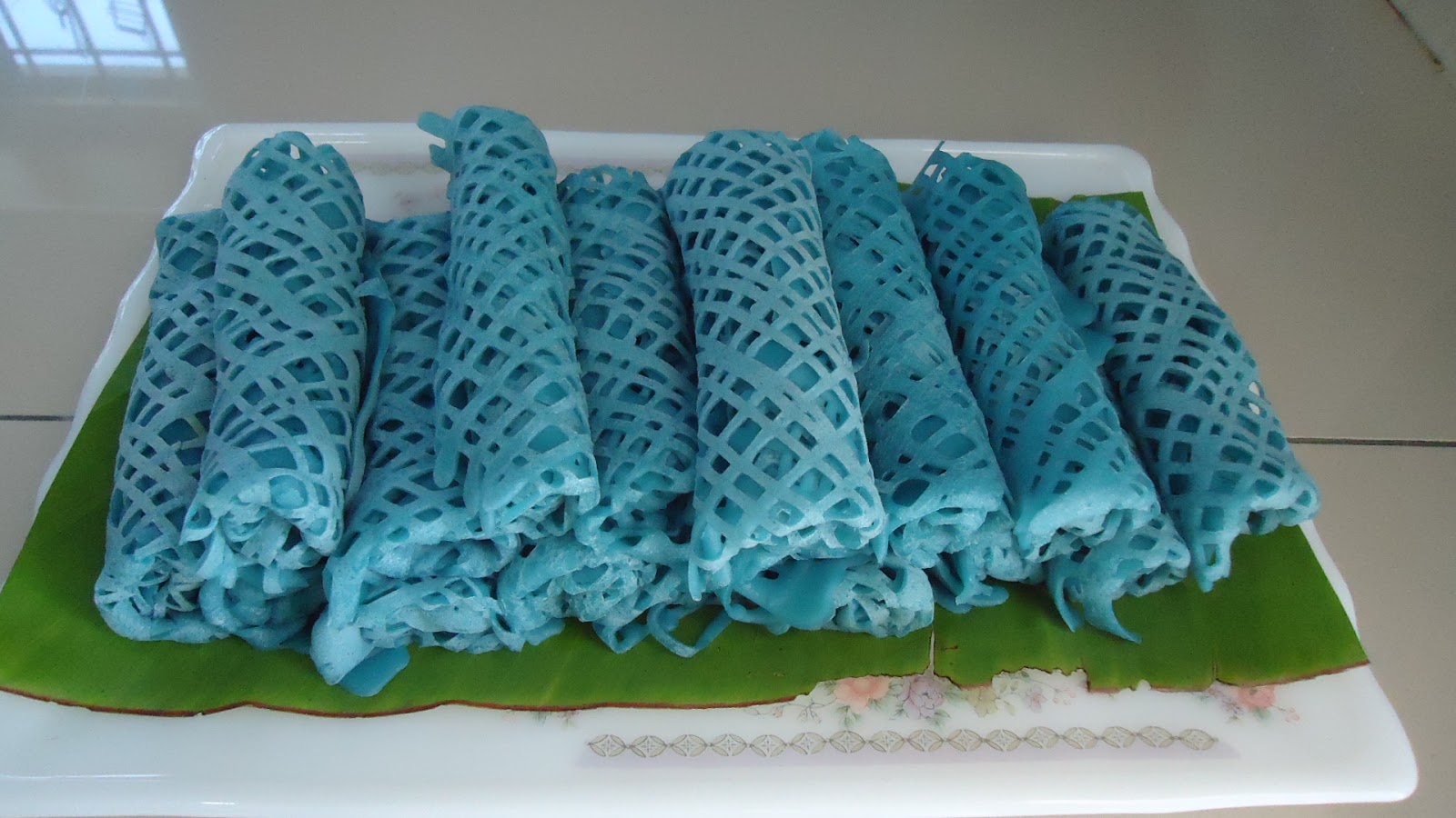 Zara ♥ Baking: ROTI JALA BUNGA TELANG ...