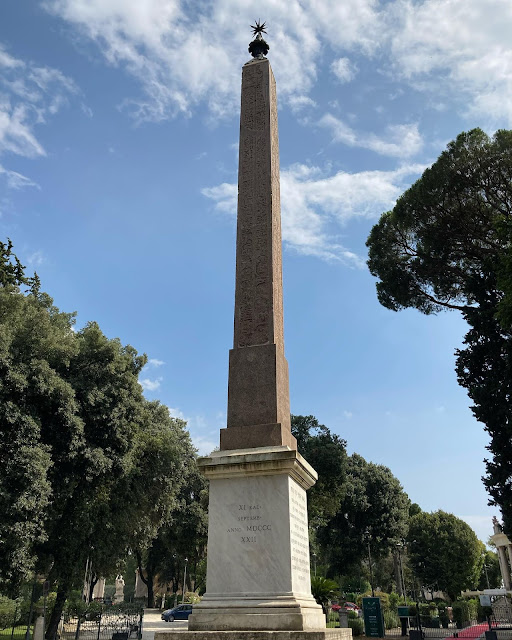 La Via degli Antichi: Alcuni dei tanti obelischi di Roma