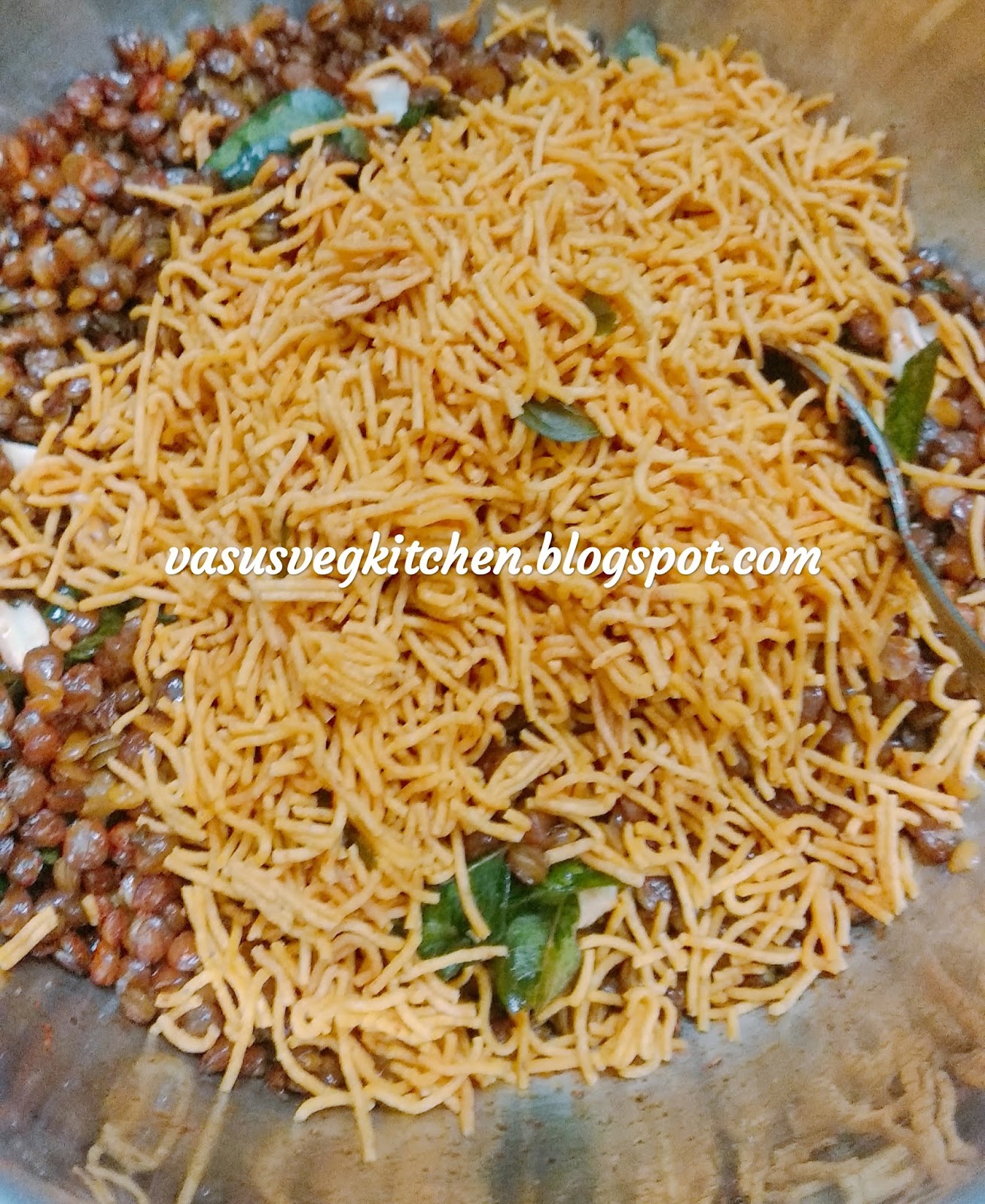 Vasusvegkitchen: DalMoth Namkeen || how to prepare whole masoor dal ...