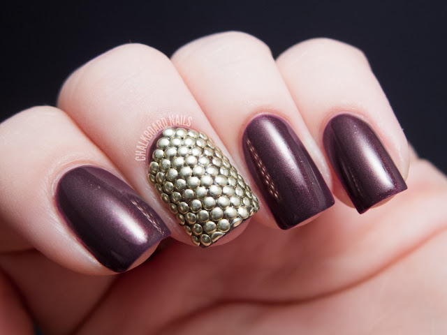 Stud Armor Accent Nail | Chalkboard Nails | Phoenix, Arizona Nail Artist