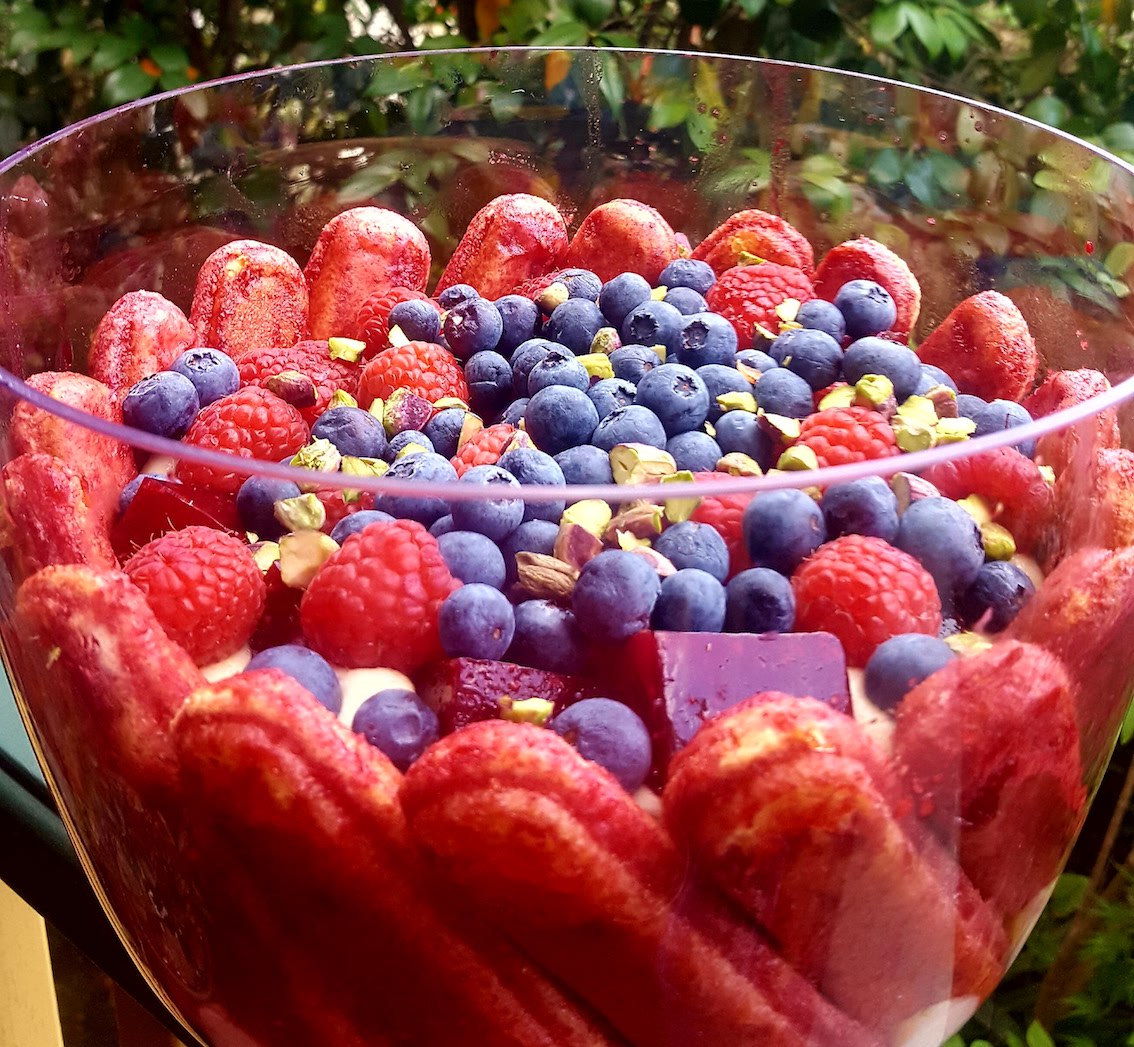 Baking Mad on the Mountain: Raspberry-misu