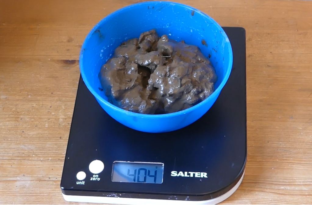 The Outdoor Traditionalist : Extracting Clay From Mud