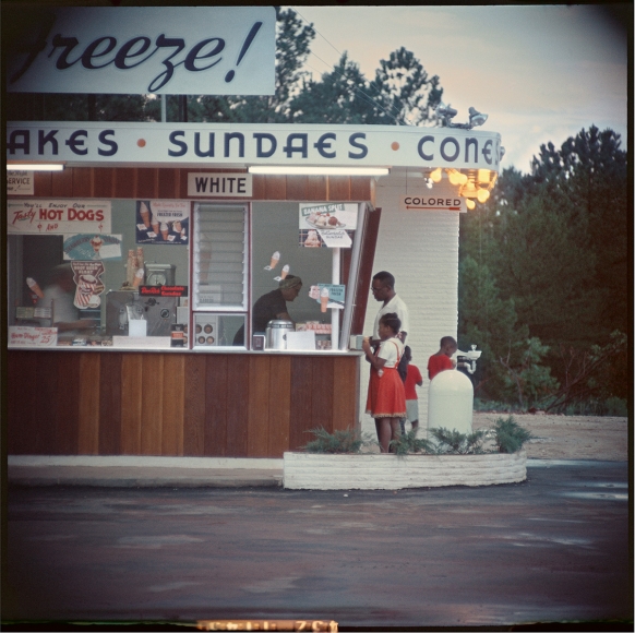 Gordon Parks' Images of Alabama Segregation in 1956 are an Important ...