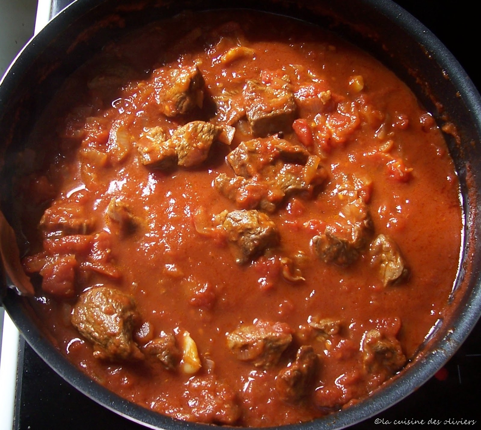 La cuisine des oliviers: Mosxari kokkinisto