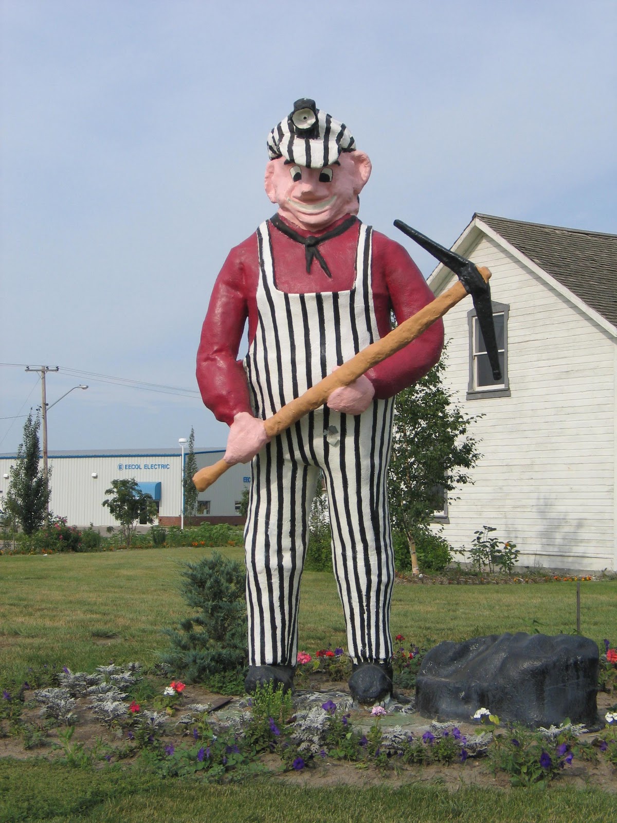 Tehachapi Pete: Estevan....