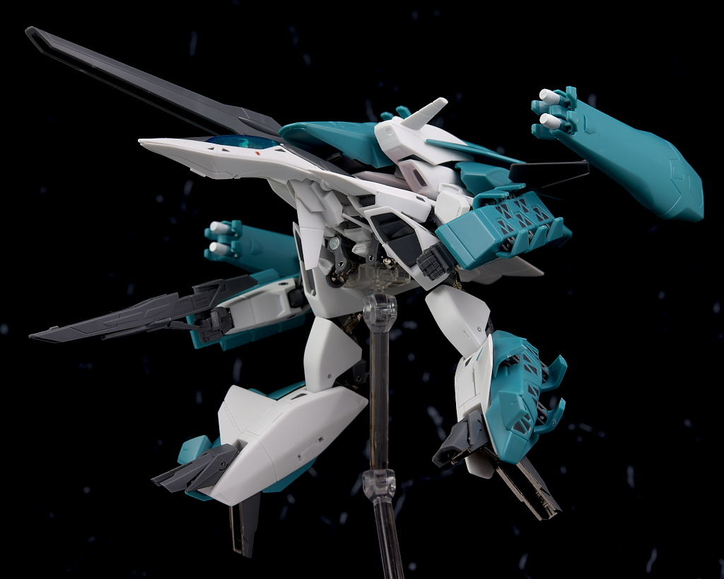 [ Review ] - Hi-Metal R - VF-2SS Valkyrie II with SAP ( Silvie Gena )