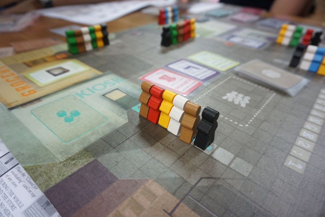 Hiew's Boardgame Blog: Kolejka (the queuing game)