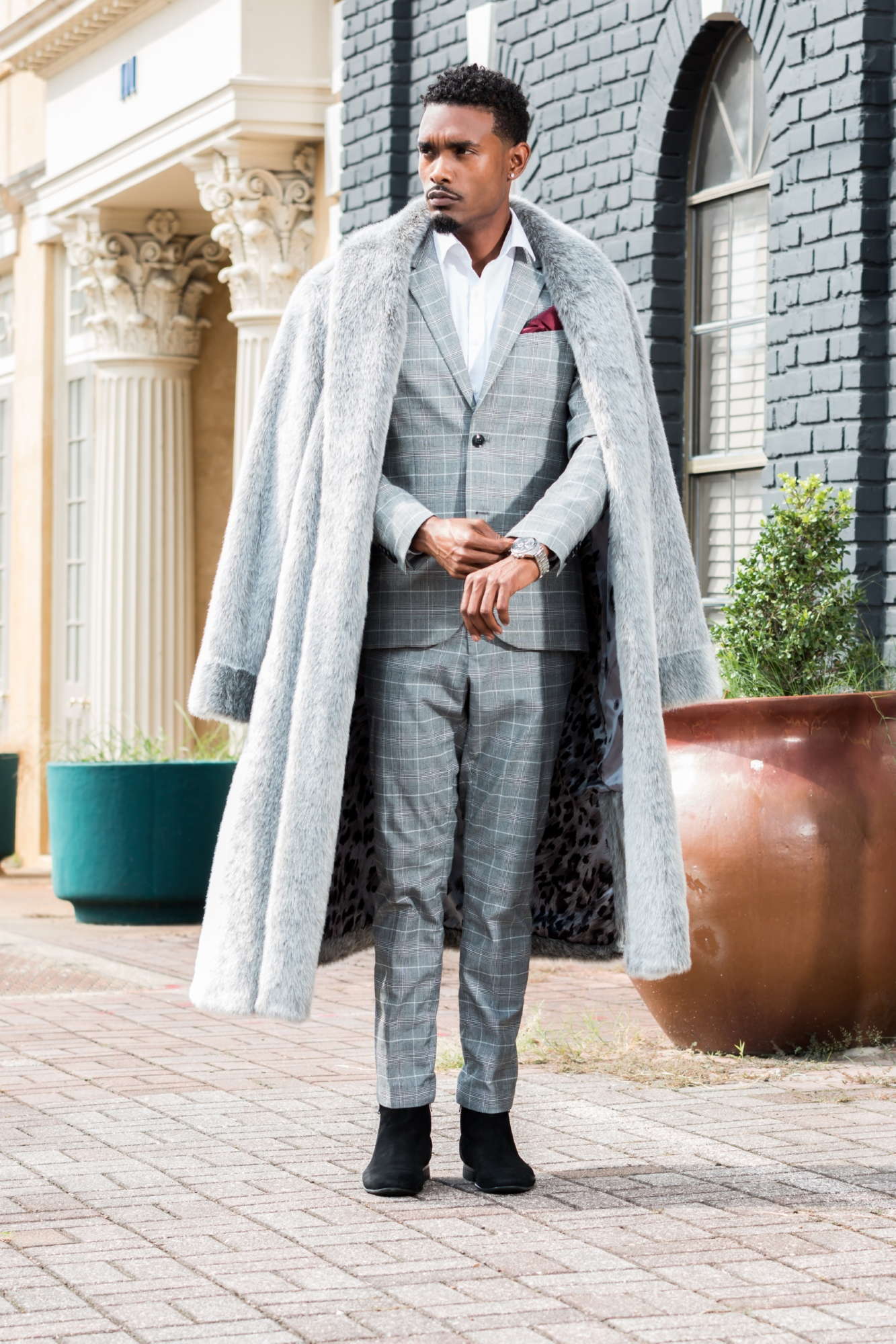 Downtown: Austin Pope para Male Fashion Trends por Rodney Mcgee