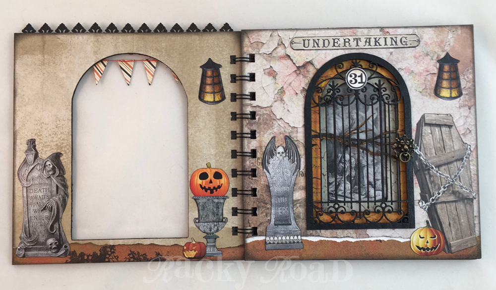 junk&stuff: Halloween Tunnel Book